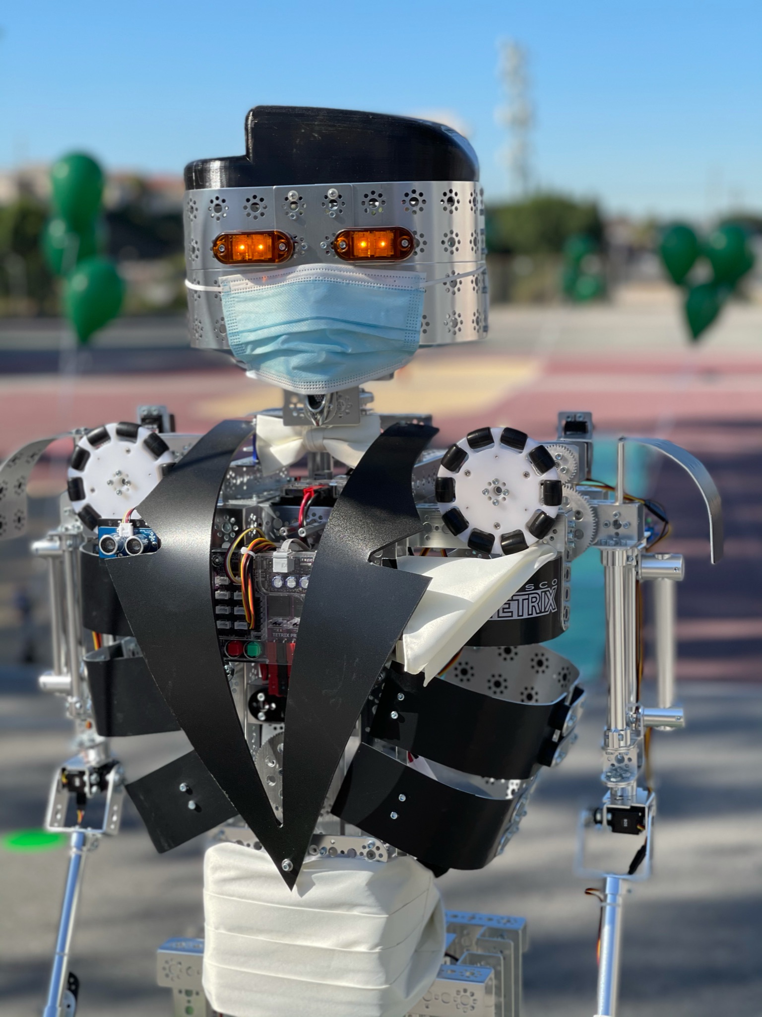 i.am Angel and Mr. Robot Welcome Students Back to Campus : i.am Angel ...