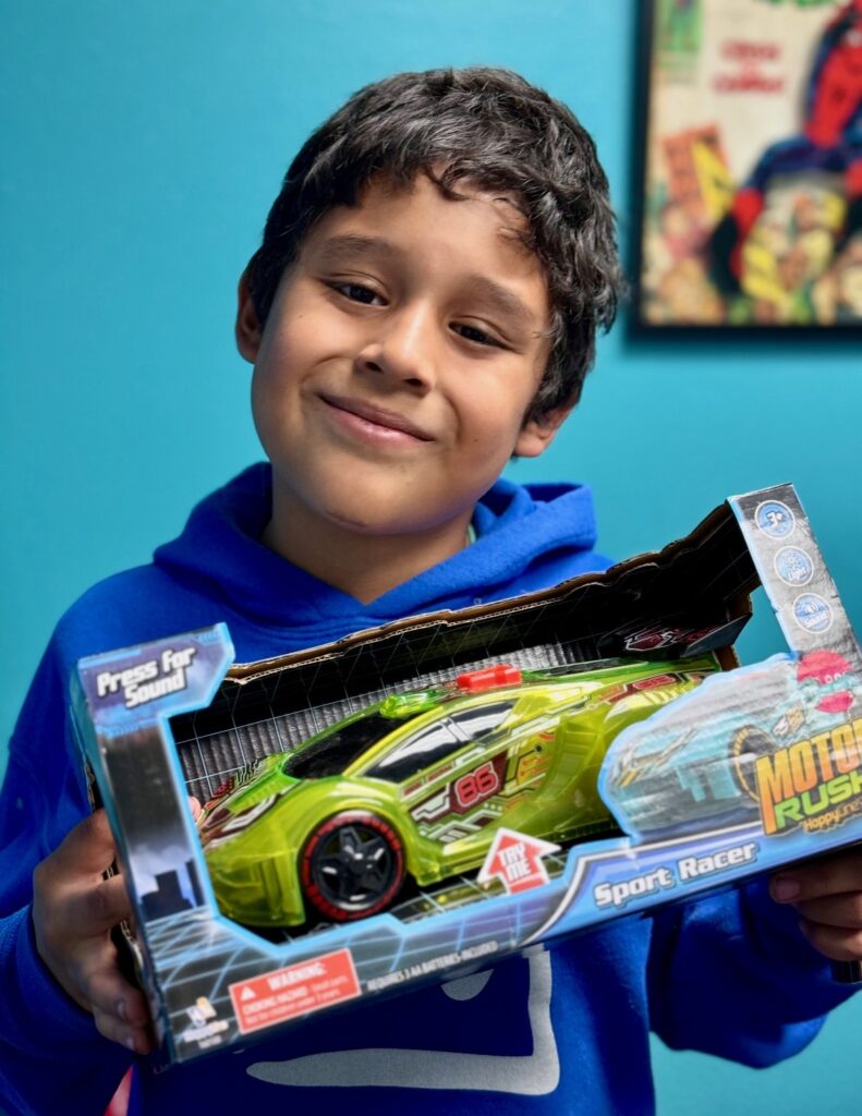 i.am Angel Supports Boys & Girls Club in East LA, Spreading Holiday ...